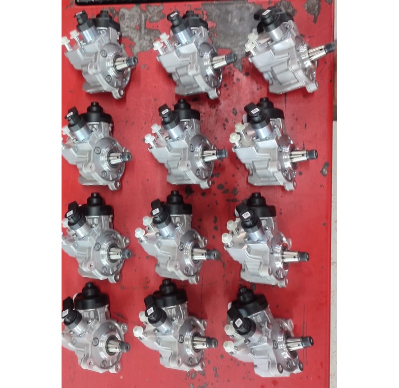 Visokotlačna črpalka pumpa Bosch 0445010538 0445010537 04L130755E